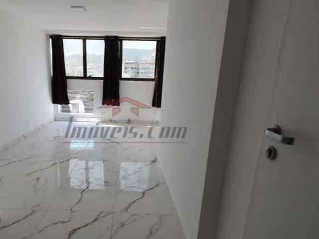 Conj. Comercial / Sala para Venda em Rio de Janeiro/RJ Freguesia Jacarepaguá