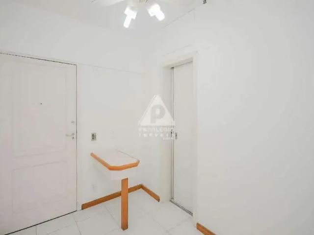 Conj. Comercial / Sala para Venda em Rio de Janeiro/RJ Ipanema