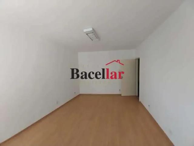Conj. Comercial / Sala para Venda em Rio de Janeiro/RJ Méier