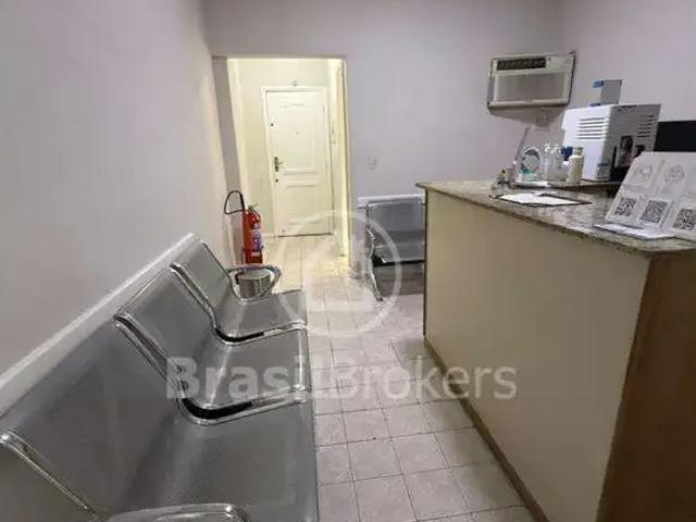 Conj. Comercial / Sala para Venda em Rio de Janeiro/RJ Portuguesa 2 Quartos