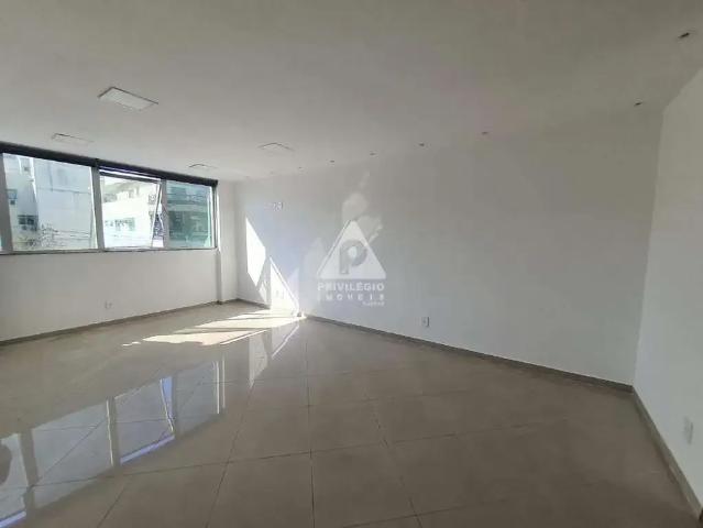 Conj. Comercial / Sala para Venda em Rio de Janeiro/RJ Recreio dos Bandeirantes