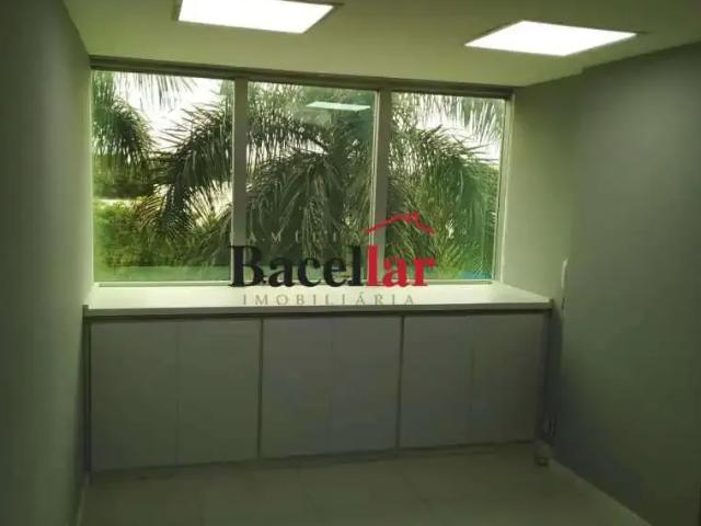 Conj. Comercial / Sala para Venda em Rio de Janeiro/RJ Recreio dos Bandeirantes