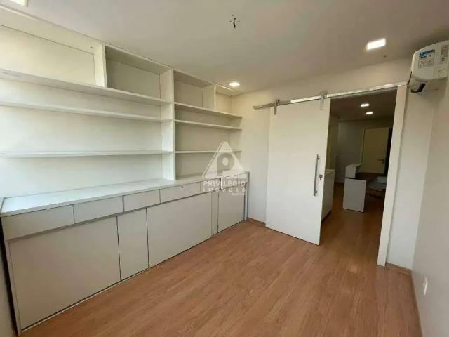 Conj. Comercial / Sala para Venda em Rio de Janeiro/RJ Recreio dos Bandeirantes