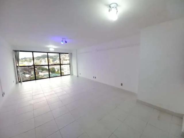 Conj. Comercial / Sala para Venda em Teresópolis/RJ Várzea