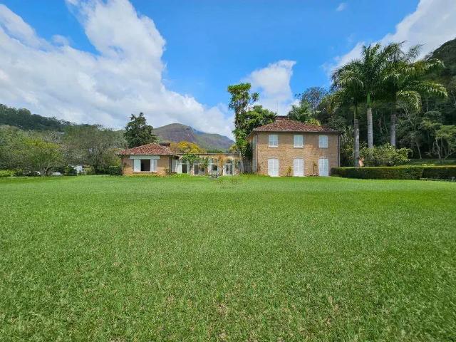 Conj. Comercial / Sala para Venda em Teresópolis/RJ Parque do Imbui 3 Quartos