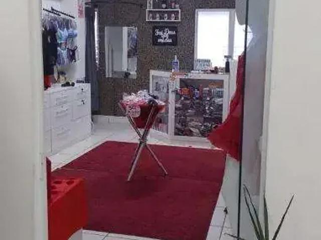 Conj. Comercial / Sala para Venda em Ubatuba/SP Centro