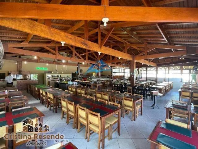 Conj. Comercial / Sala para Venda em Ubatuba/SP Enseada 6 Quartos