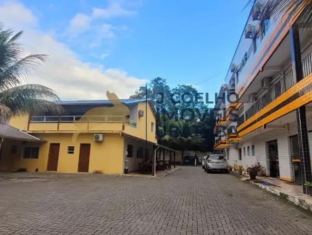 Conj. Comercial / Sala para Venda em Ubatuba/SP Perequê Açu 44 Quartos