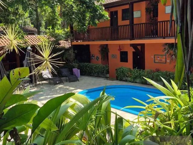 Conj. Comercial / Sala para Venda em Ubatuba/SP Praia da Fortaleza 8 Quartos