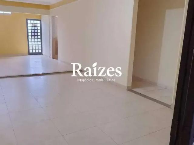 Conj. Comercial / Sala para Venda em Uberlândia/MG Brasil 3 Quartos