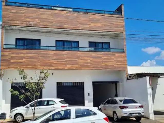 Conj. Comercial / Sala para Venda em Uberlândia/MG Jardim Europa 3 Quartos