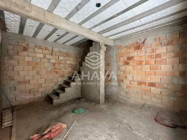 Conj. de 06 kitnets 40m² a venda no HELIOPOLIS Sala com cozinha integrada quarto com suite e vara