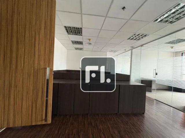 Conjunto, 400 m² Vila Olímpia São Paulo/SP