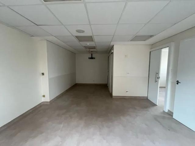 Conjunto, 114 m² venda por R$ 2.340.000,00 ou aluguel por R$ 16.115,05/mês Bela Vista São Paul