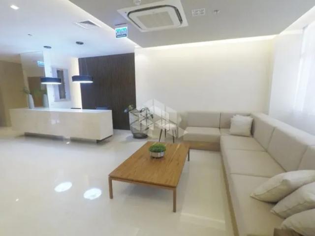 Conjunto 32.59M² para Alugar
