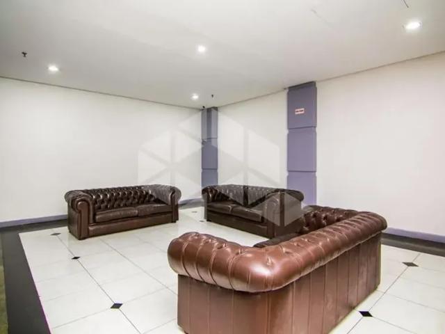 Conjunto 37.6M² para Alugar