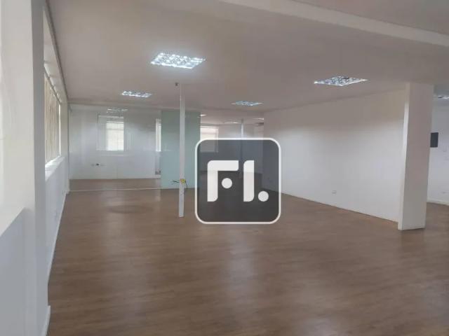 Conjunto Vila Olimpia 196m²