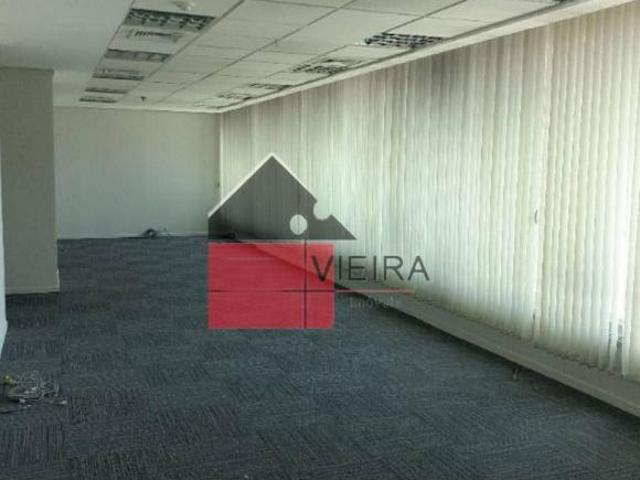 Conjunto à venda e para locação, Jardim São Luís, São Paulo, SP 2.844,04 m², contendo 15 salas