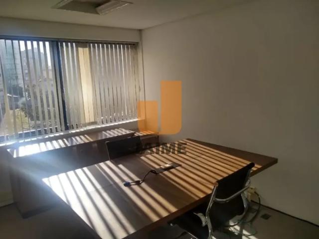 Conjunto com 160 m2 dois andares