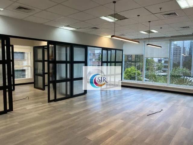 Conjunto com 252,00m² 6 vagas de garagem