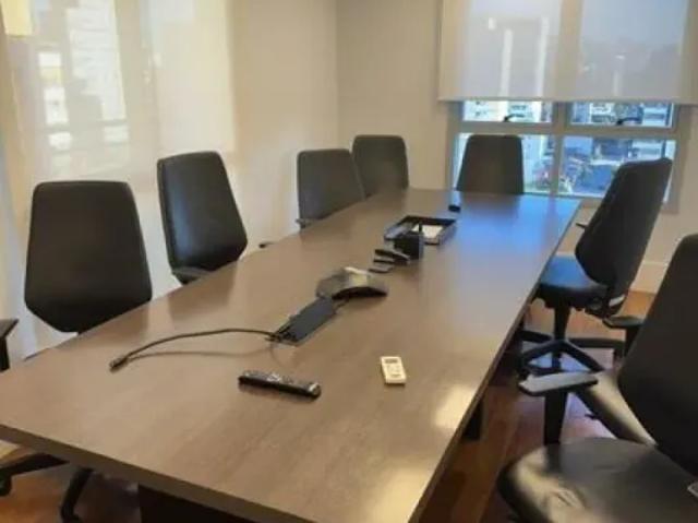 Conjunto com 5 Salas com 185m² de área útil, 5 vagas