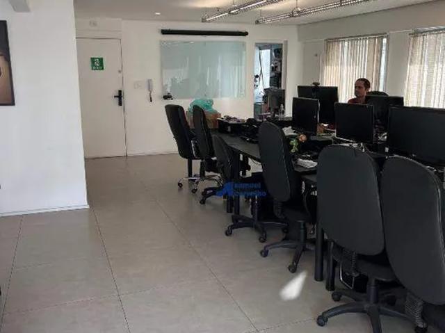 Conjunto comercial 190 m2 úteis 04 vagas 08 wcs recepção
