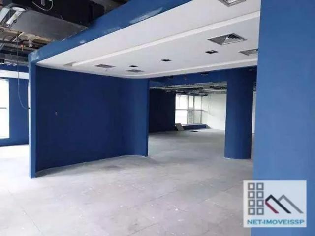 Conjunto comercial 620m², 3 banheiros, 18 vagas. A 200 metros da estação campo belo