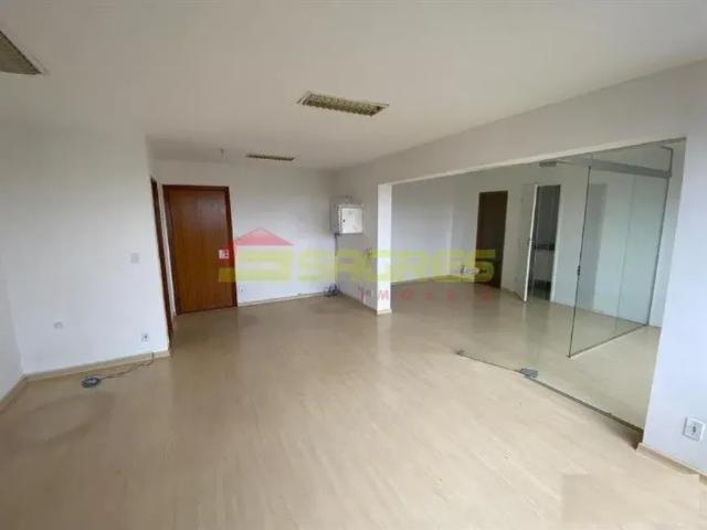 Conjunto comercial 64m² no Tatuapé por R$ 4.200,00