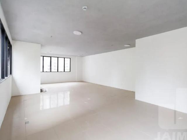 Conjunto Comercial com 30mts para locação em Santa Cecília