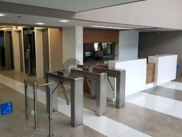 Conjunto Comercial com 632m² para Alugar na Chácara Santo Antônio, São Paulo/SP