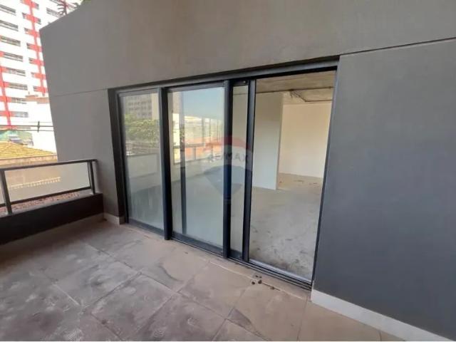 Conjunto Comercial com 92m² e Varanda Pinheiros