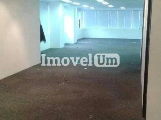 Conjunto Comercial Cidade Monções