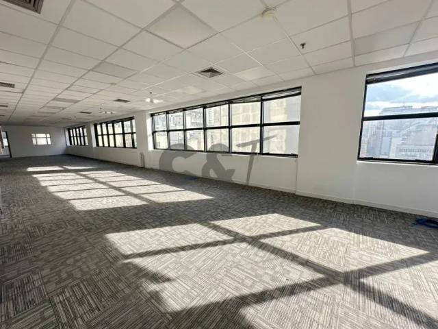 Conjunto Comercial à Venda ou para Alugar na Consolação São Paulo/SP