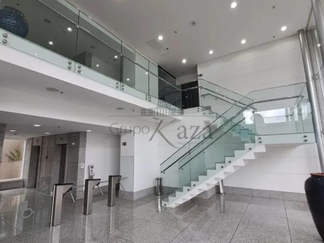 Conjunto Comercial Brooklin 192m²