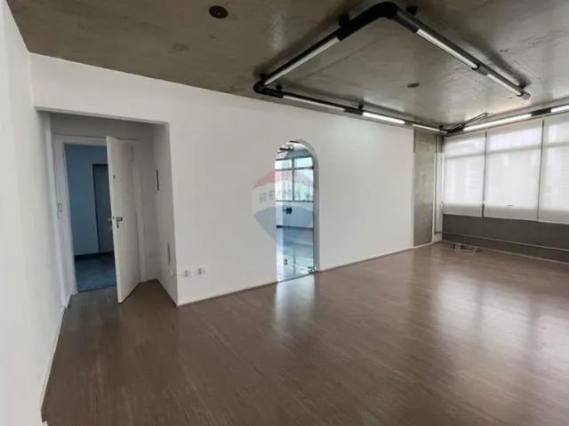 Conjunto Comercial Brooklin