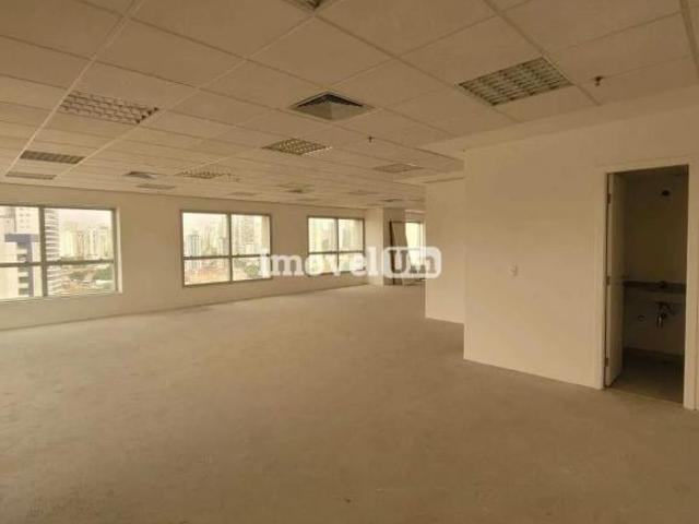 Conjunto Comercial Brooklin