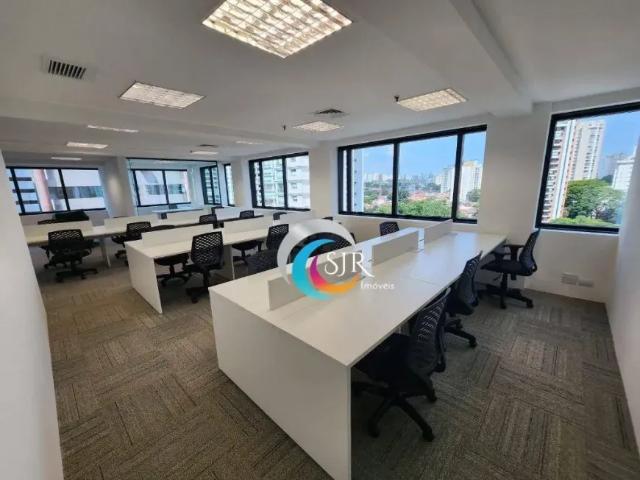 Conjunto Comercial de 146m² Mobiliado Brooklin