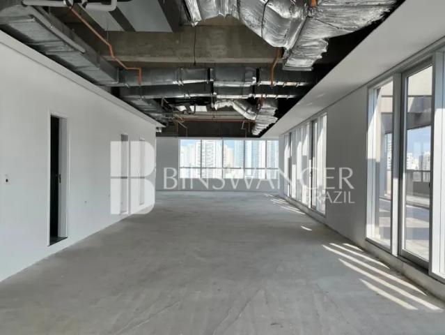Conjunto Comercial de 256m² para á Locação Berrini