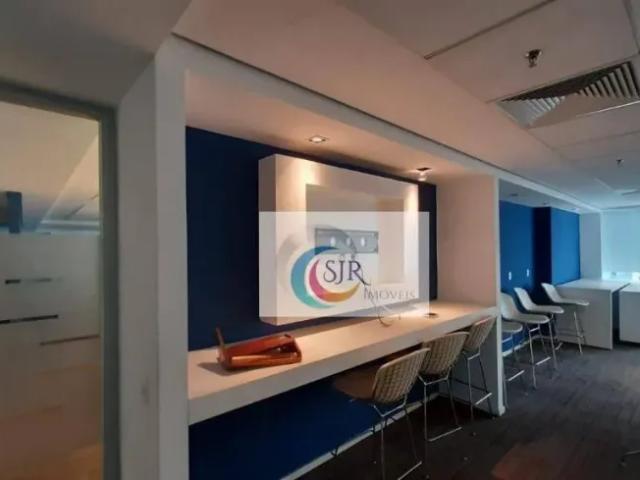 Conjunto comercial de 393 m², de alto padrão, mobiliado, no Itaim zona sul de São Paulo