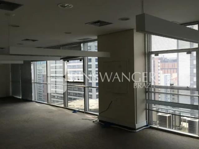 Conjunto Comercial de 495m² para á Locação Paulista
