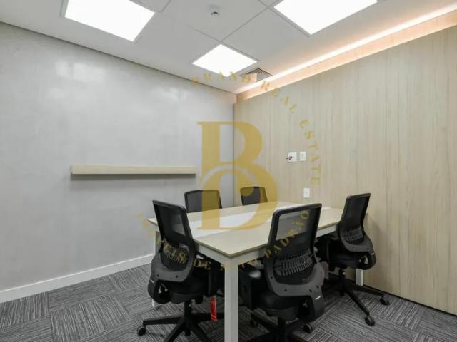 Conjunto comercial de 490m² na Vila Olímpia