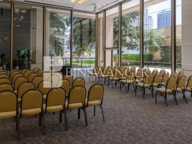 Conjunto Comercial de 820m² para á Locação Itaim Bibi