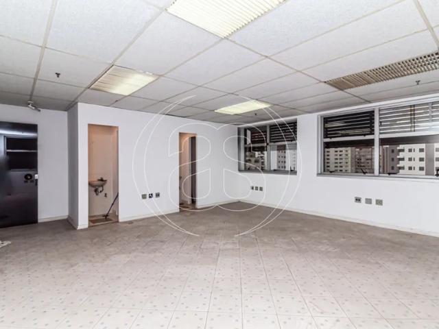Conjunto comercial em moema