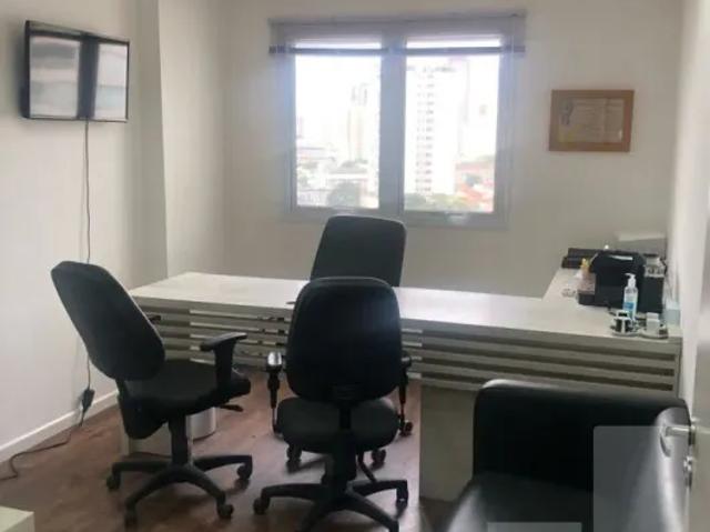 Conjunto comercial em pinheiros