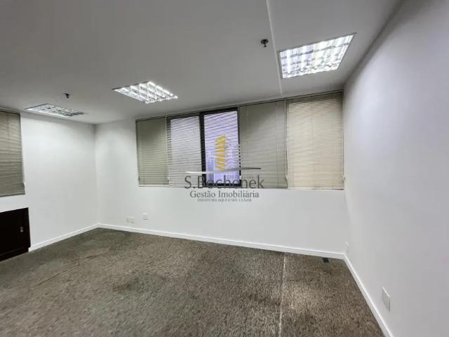 Conjunto comercial locação Rua Vieira de Morais 180m² + 4 vagas
