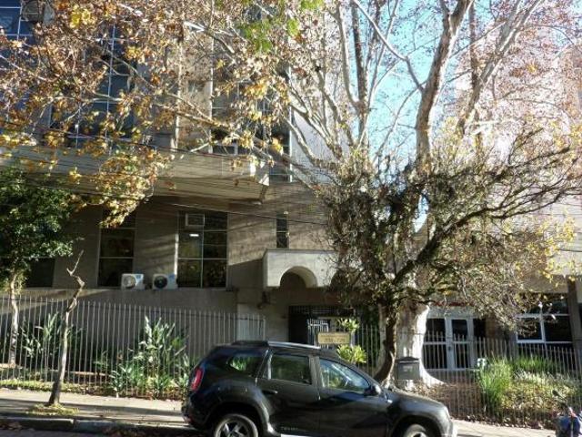 Conjunto comercial no bairro Floresta com terraço privativo DESOCUPADO