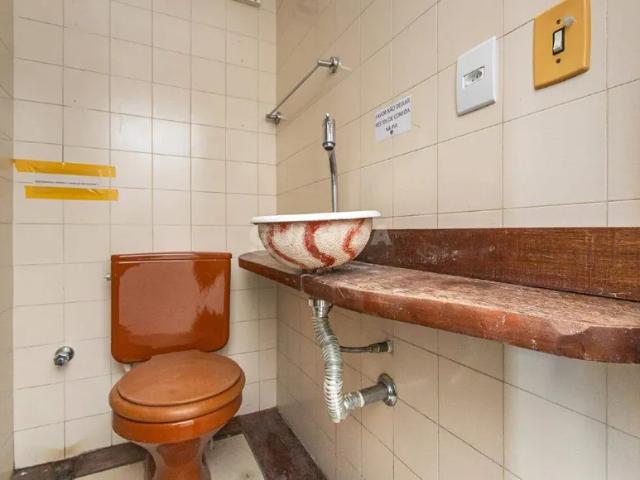 Conjunto comercial no bairro Petrópolis!