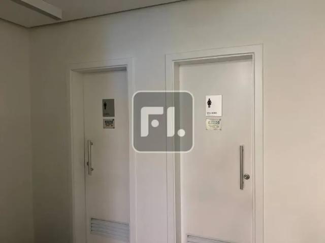 Conjunto comercial no Brooklin para locação com 107m²