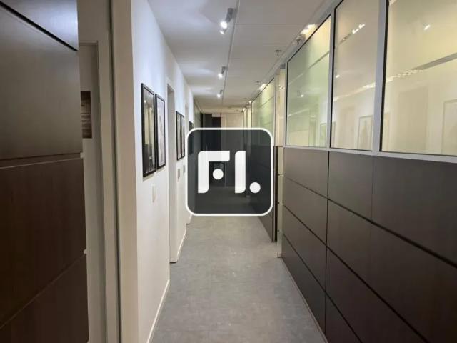 Conjunto comercial no Brooklin para locação com 214m²