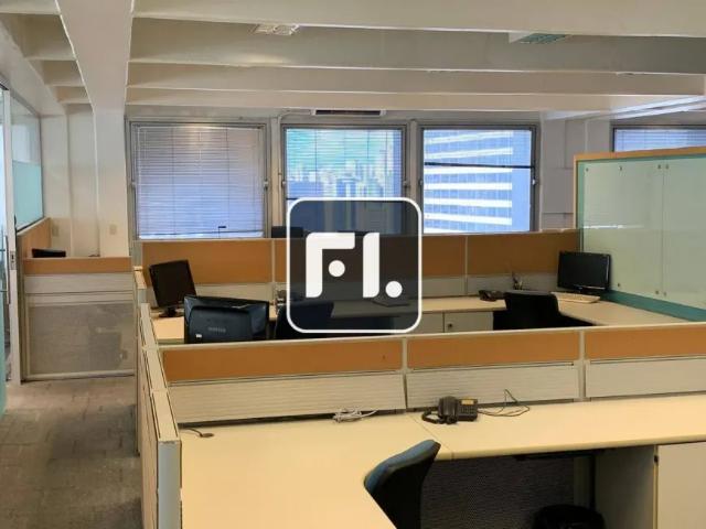 Conjunto comercial no Brooklin para locação com 405m²